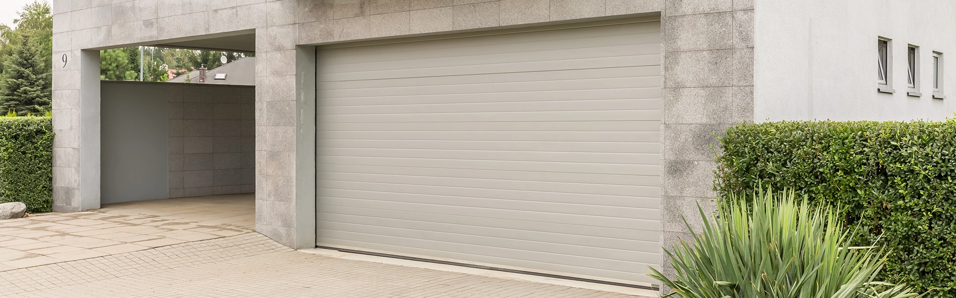 Garage Door For Homes Weston – Residential Garage Door Service